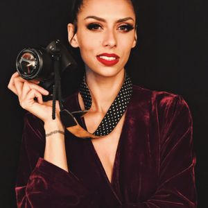 Ravane Costa Photo & Video